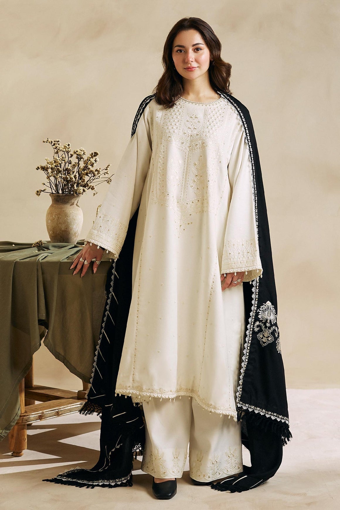 IZNIK - 3PC DHANAK EMBROIDERED SHIRT WITH DHANAK EMBROIDERED SHAWL AND ...